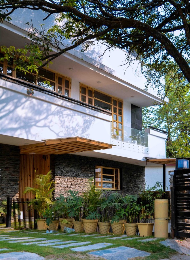 Indigenous House, Dehradun by Architect-Manuj Agarwal