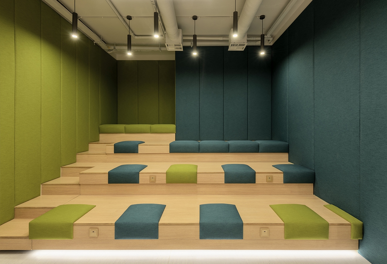 Gold Winner | Inventor School | KYB Architects