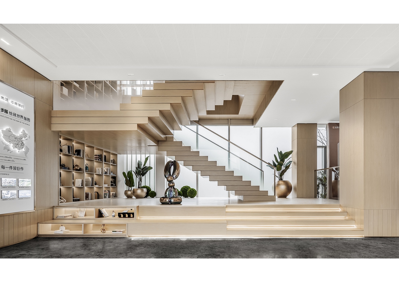 Silver Winner | Jindi Lanyue Plaza Exhibition Center | Shanghai Hexi ...