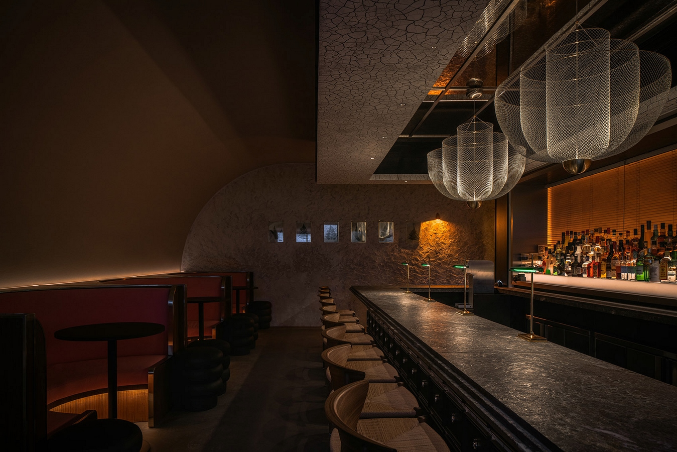 Gold Winner – SOT BAR by Xiaoou Design Group