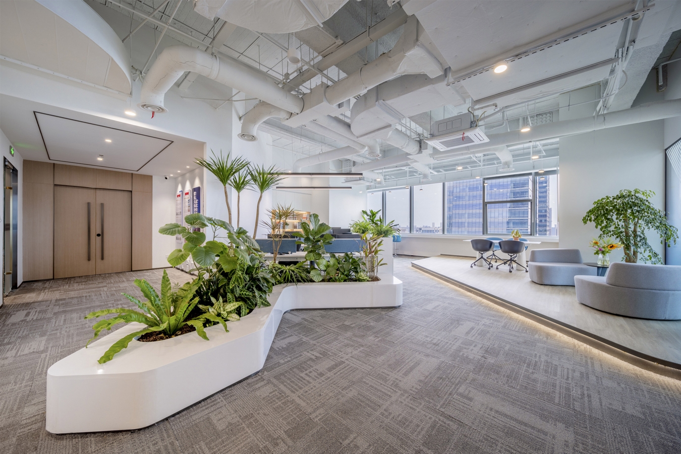 Gold Winner | Office Space Interior Design of CR15UCD | CHINA RAILWAY ...